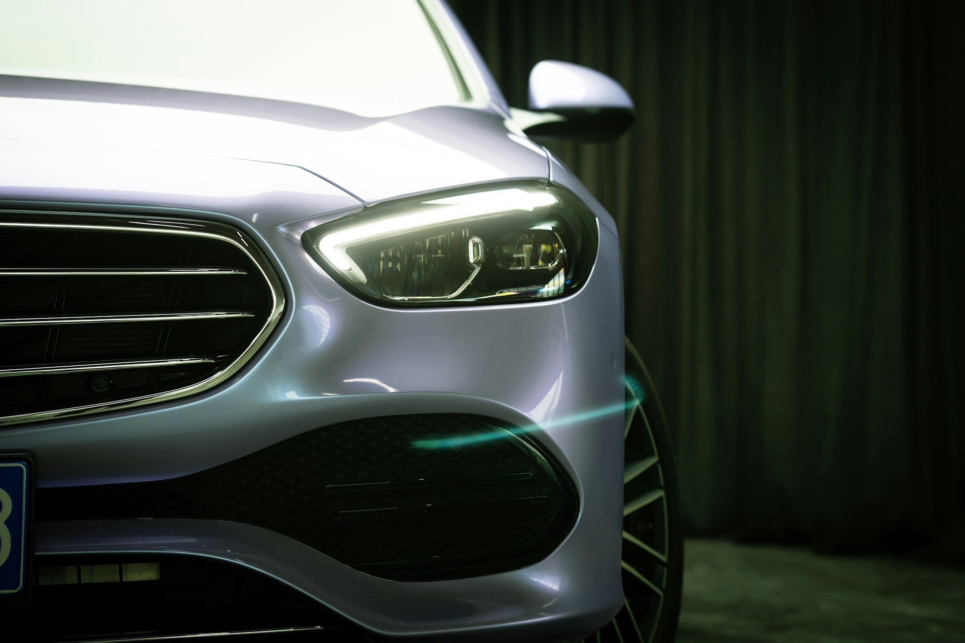 Fix Peeling Edges on Car Wraps Easily